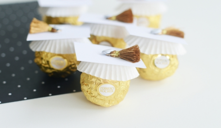 30 Awesome Graduation Party Desserts - Oh My Creative