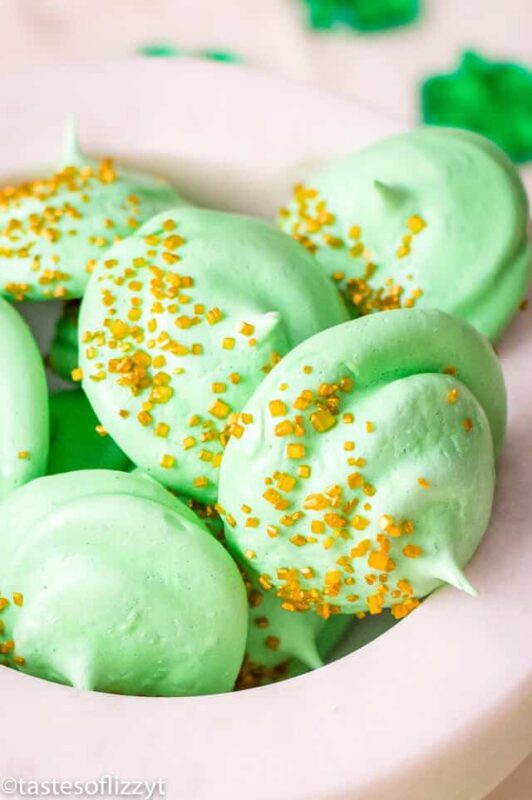 Festive St. Patrick's Day Cookies - Oh My Creative
