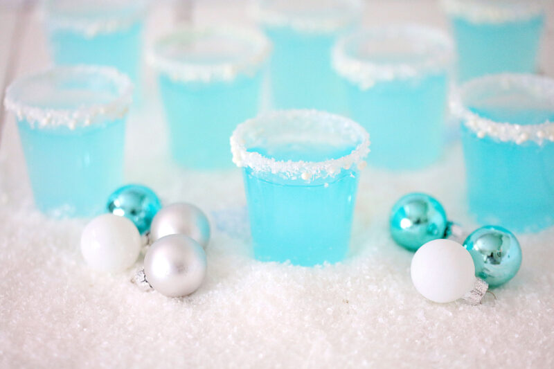 Get in the Holiday Spirit with Festive These Christmas Jello Shots - Oh ...
