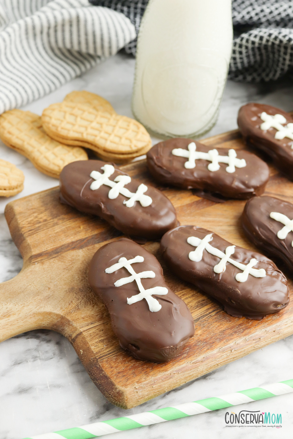 20 Game Day Football Themed Foods - Oh My Creative