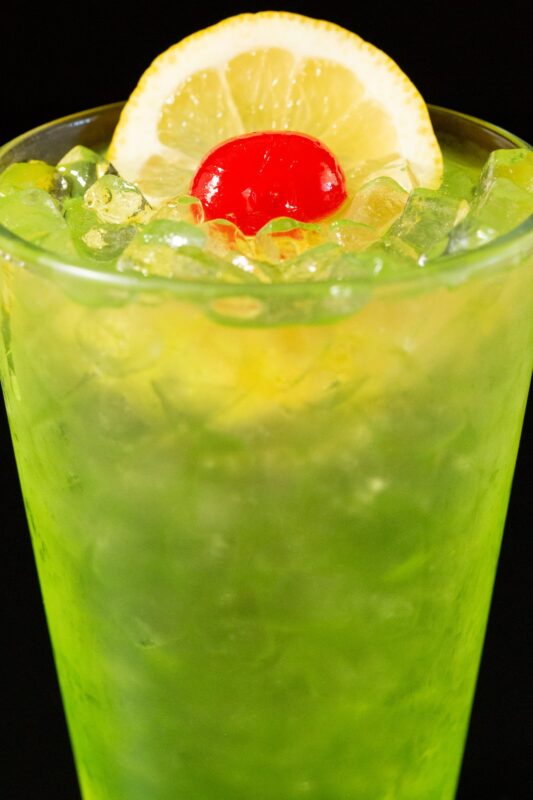 The Best Green Alcoholic Drinks - Oh My Creative