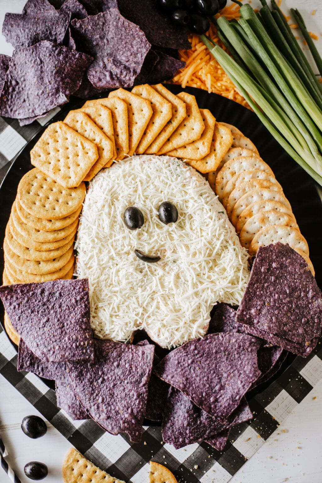 20 Halloween Cheese Ball Ideas - Oh My Creative
