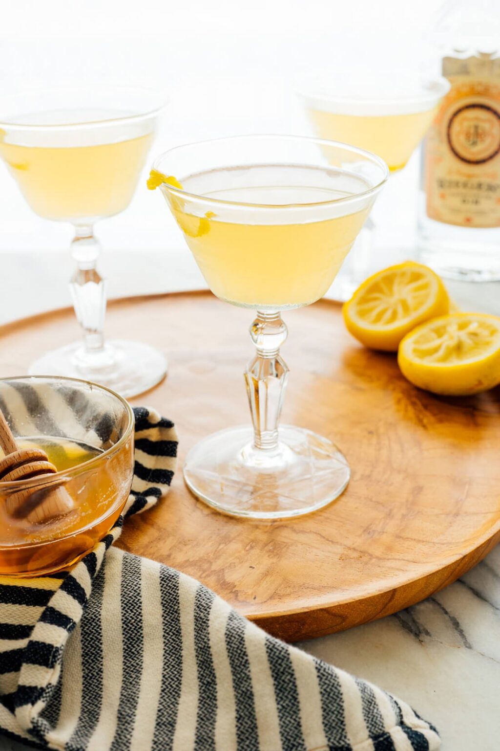 25 Fresh Lemon Cocktails - Oh My Creative