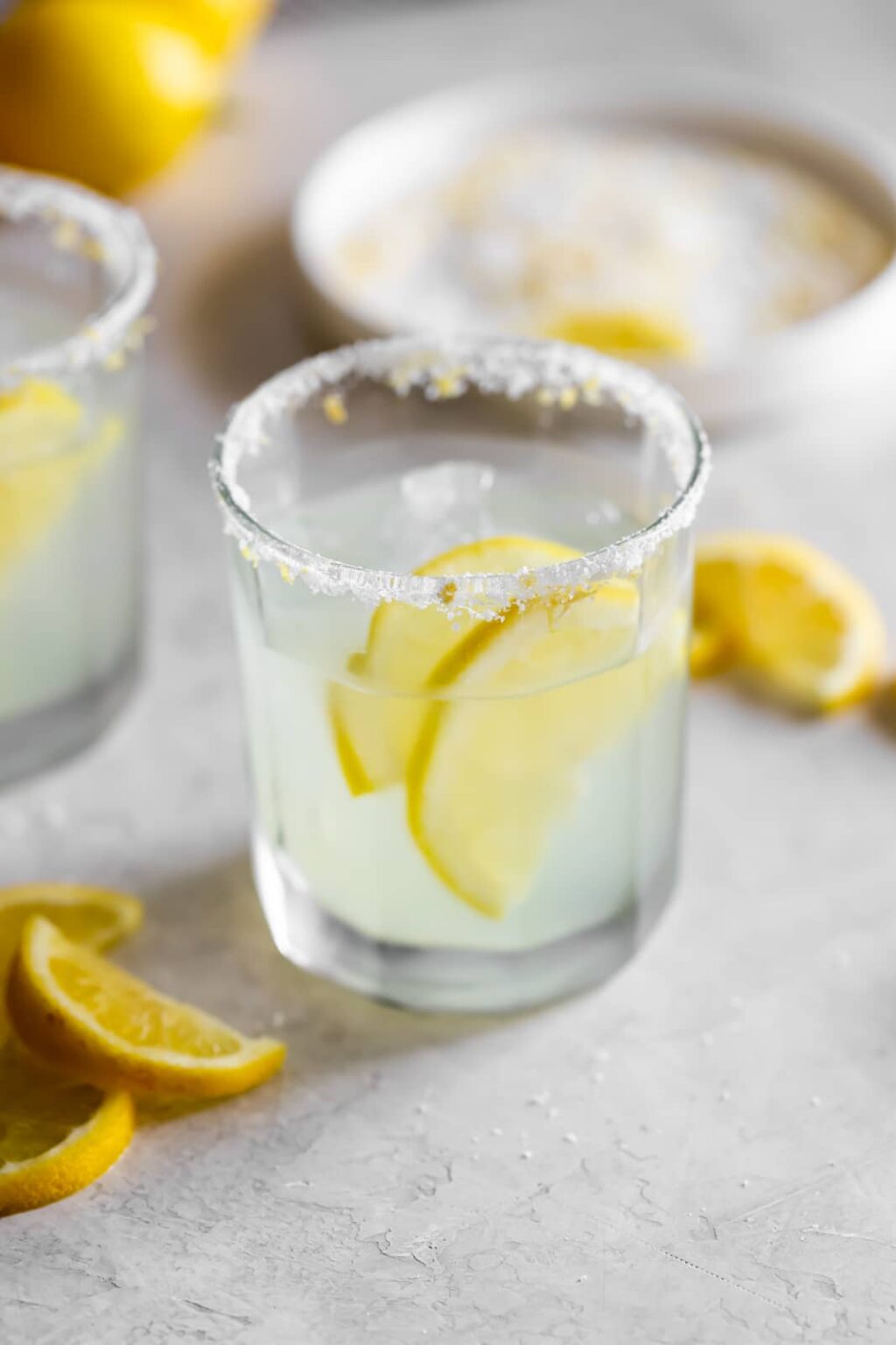 25 Fresh Lemon Cocktails - Oh My Creative